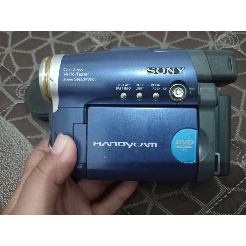 Jual Kamera Video Handycam Merk Sony Tipe DVD DCR 101E Bekas | Shopee ...