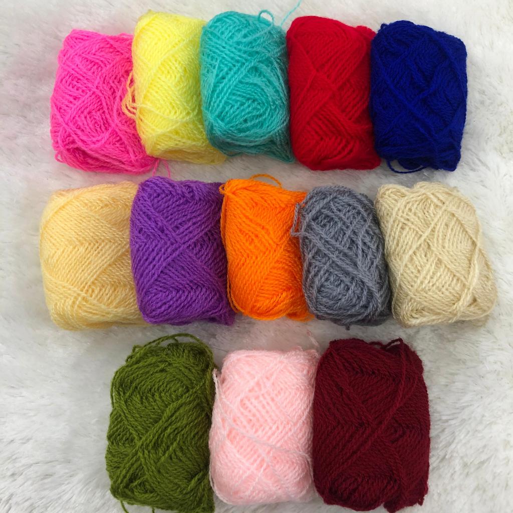 Jual Benang Wol / Benang Rol Gulungan Kecil Berbagai varian warna ...