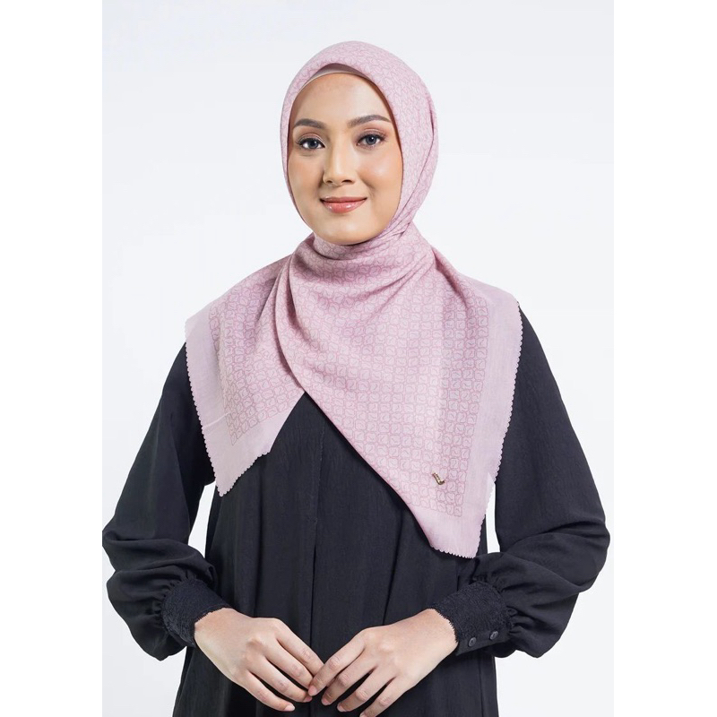 Jual KANARA L SQUARE MONOGRAM ( free box cantik) | Shopee Indonesia
