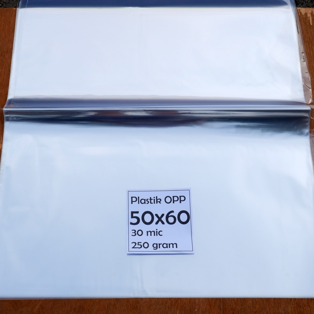 Jual Plastik OPP 50x60 cm 30 mic 250 gram tanpa lem | Shopee Indonesia