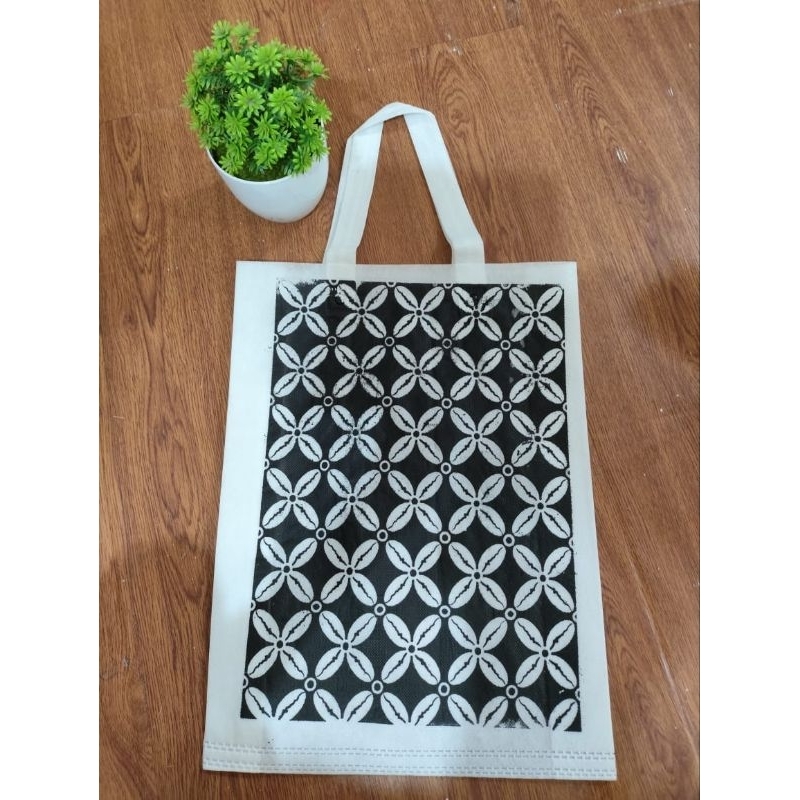 Jual Tas lukis motif batik | Shopee Indonesia