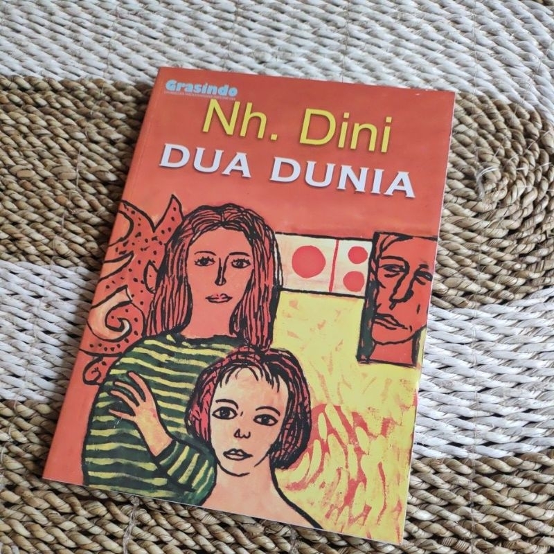 Jual DUA DUNIA - NH DINI original | Shopee Indonesia