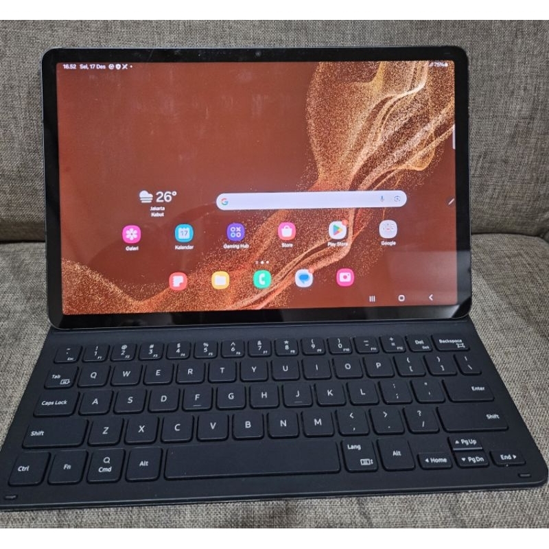 Jual Samsung Tab S8 5g, 8/128, Wifi cell, Unit, spen dan keyboard saja ...