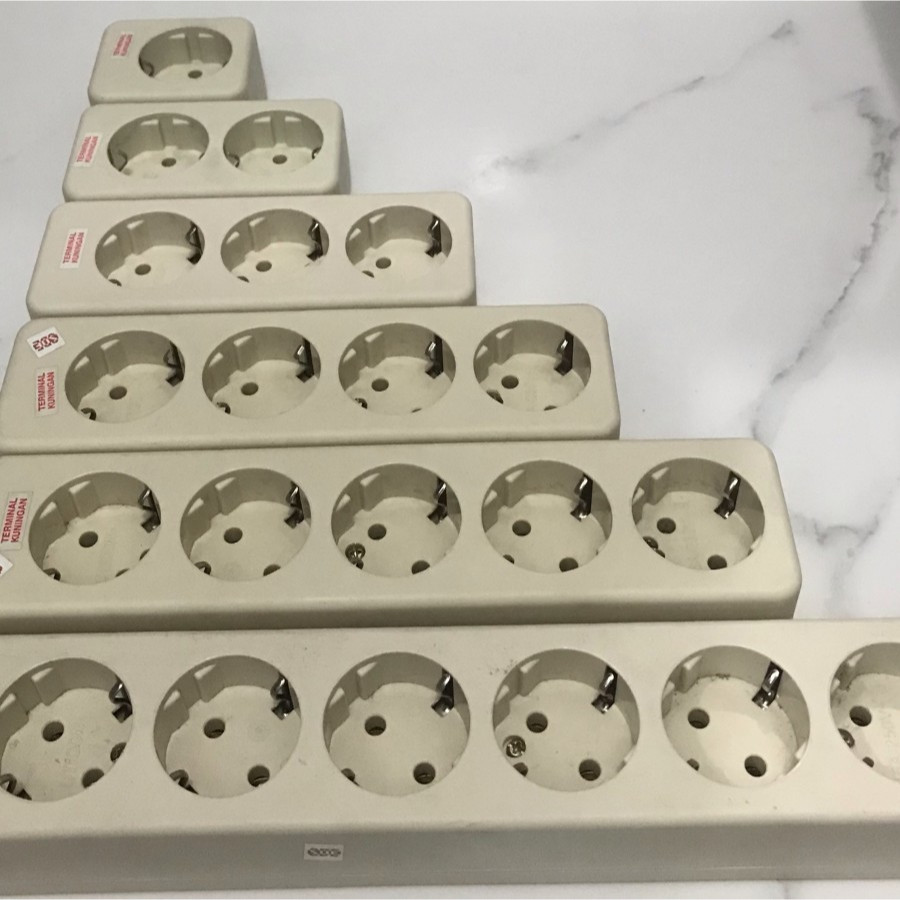 Jual Stop Kontak Arde terminal kuningan UTICON | Shopee Indonesia