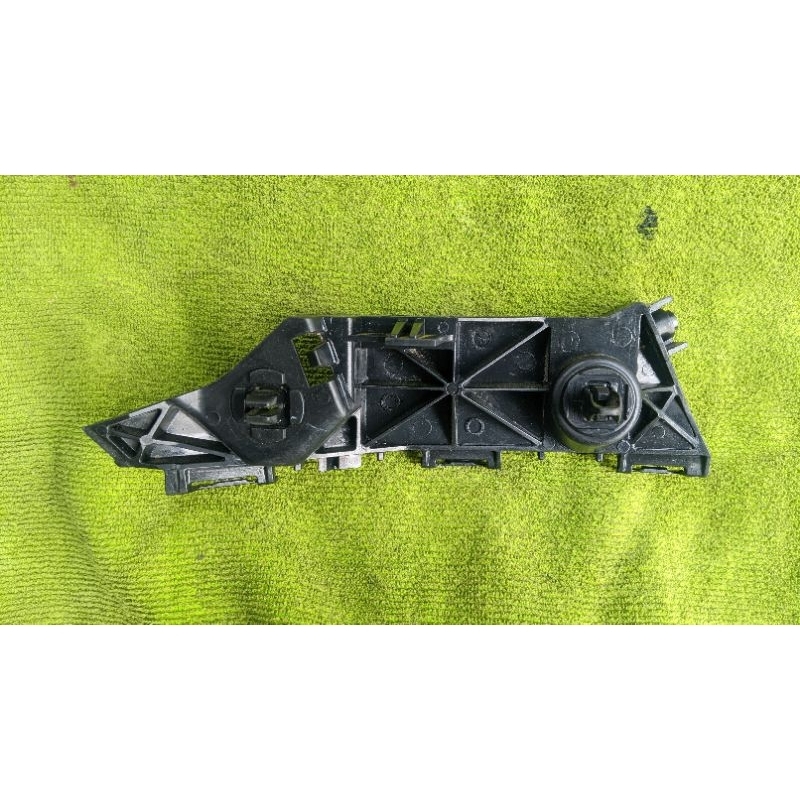 Jual Support / Bracket Bumper Depan Kiri Avanza All New Veloz Xenia ...