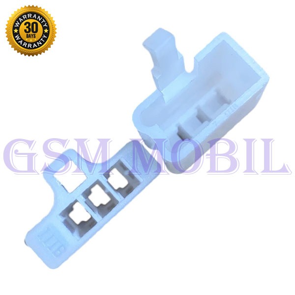 Jual Socket Connector 3 Pin Kecil Mobil Motor Soket Konektor - 10008288 ...