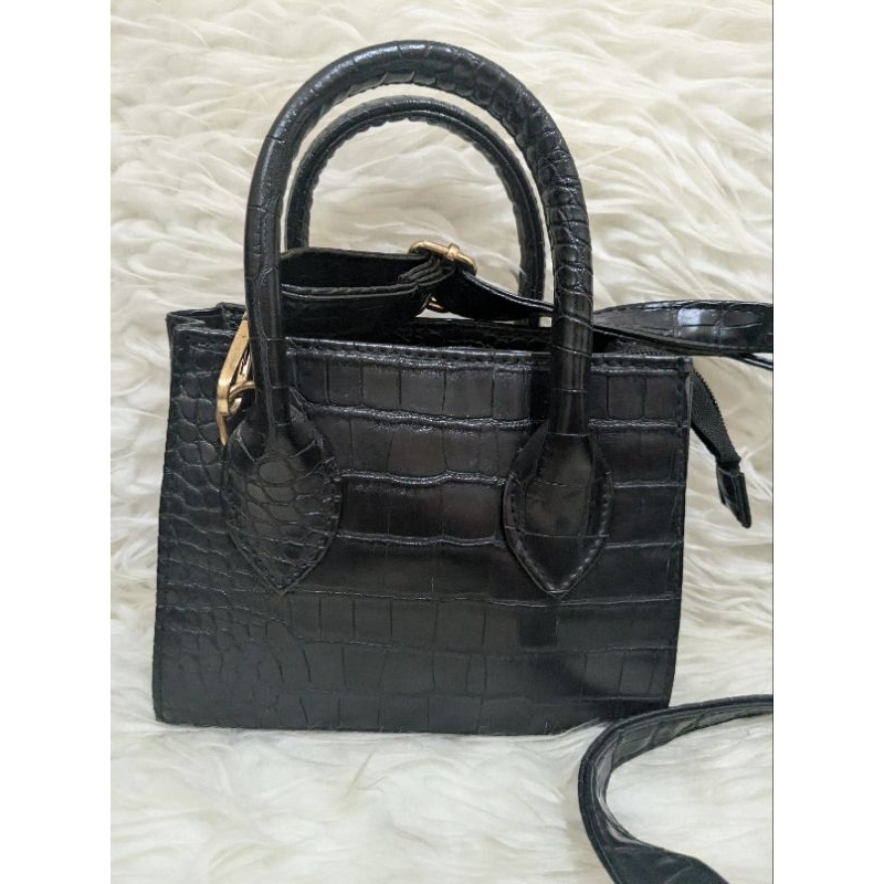 Jual sling mini croco kulit asli wanita / tas selempang mini hitam ...