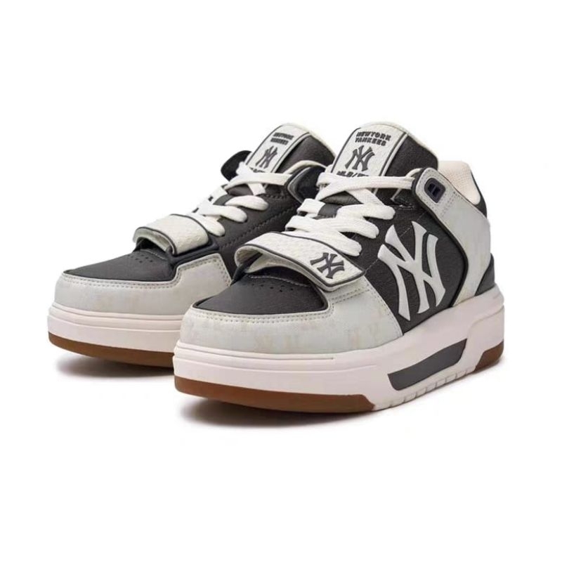Jual Sepatu MLB Chunky Liner High NY Yankees Black White / MLB Original ...
