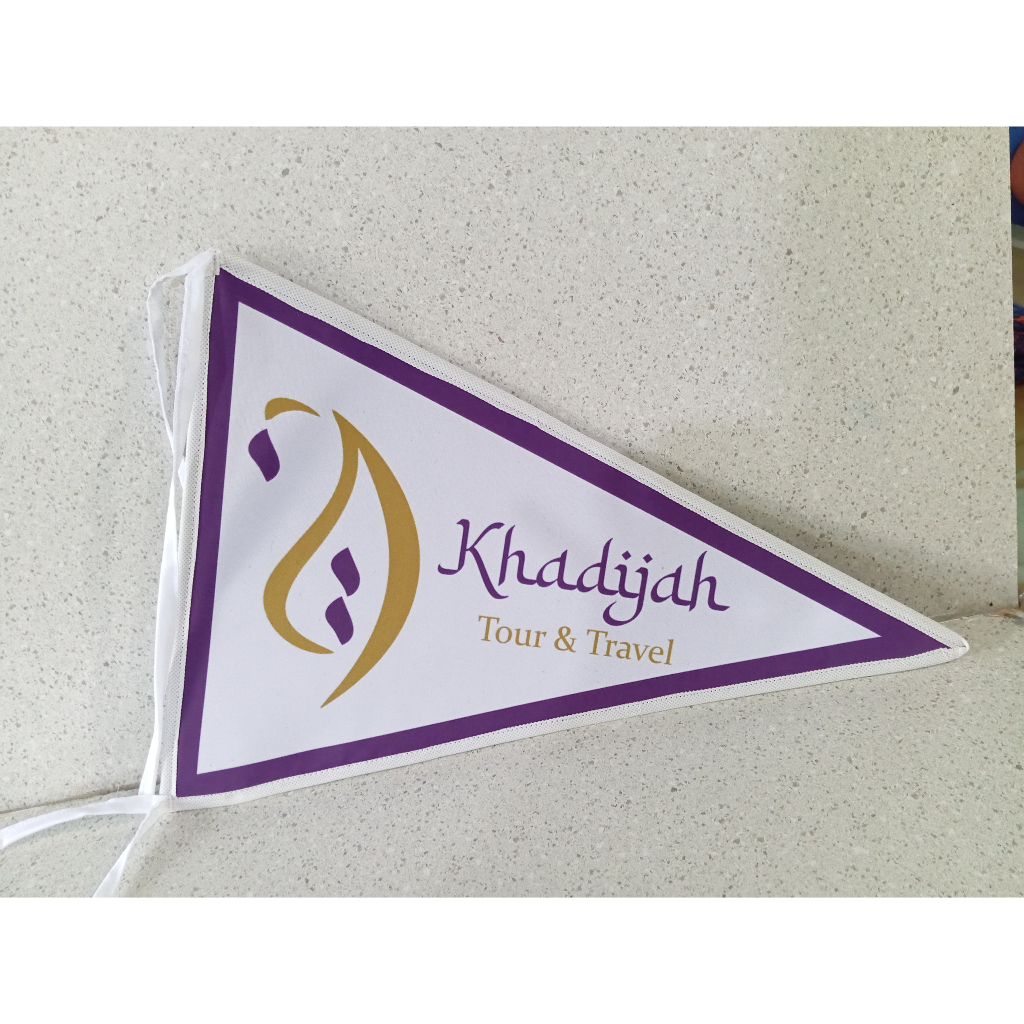 Jual Bendera Travel Custom Logo / Bendera Travel Segitiga / Bendera ...
