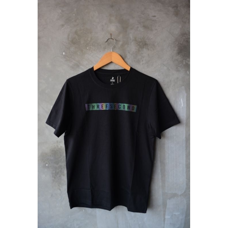 Jual Kaos 3 - second Hitam | Shopee Indonesia