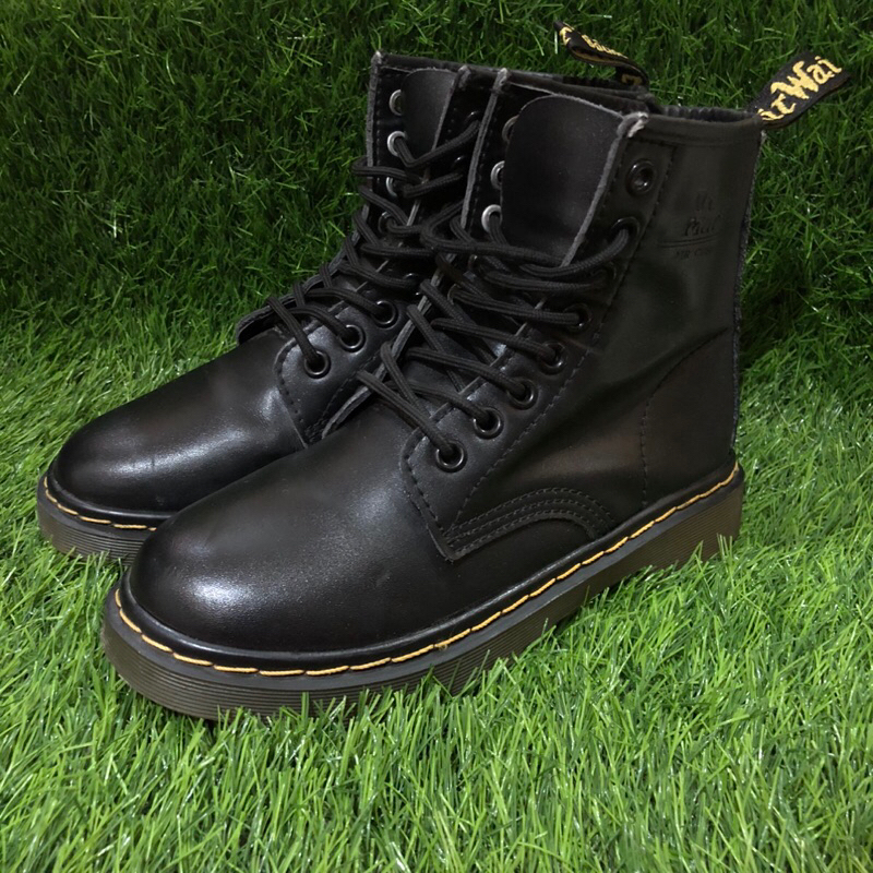 Jual Dr. Mart/Docmart/Dr. Martens Boot/Boots Hitam Mirror Preloved ...