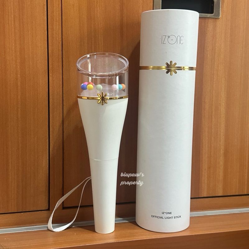 Jual [PRELOVED] IZONE OFFICIAL LIGHTSTICK | Shopee Indonesia