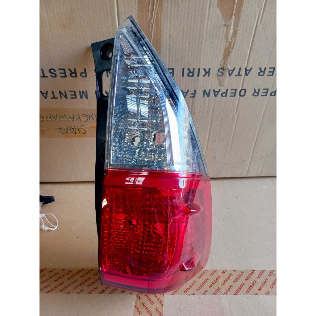Jual Lampu Stop Rem belakang Innova Reborn 2016-2020 Original Second ...