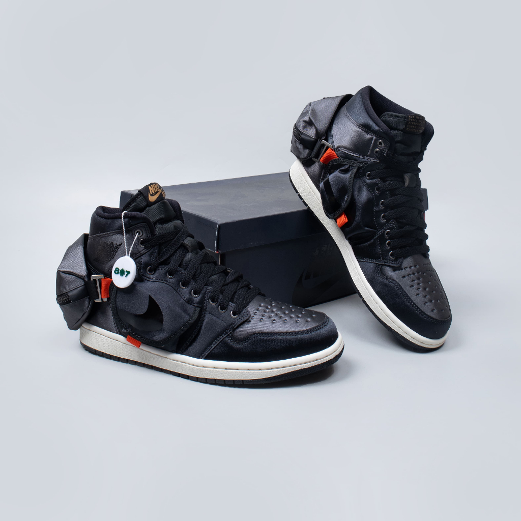 Jual Air Jordan 1 High Utility Stash | Shopee Indonesia