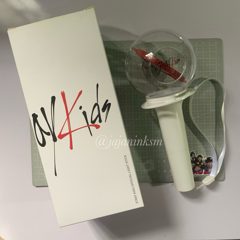 Jual OFFICIAL Lightstick Stray Kids Nachimbong (PRELOVED) | Shopee ...
