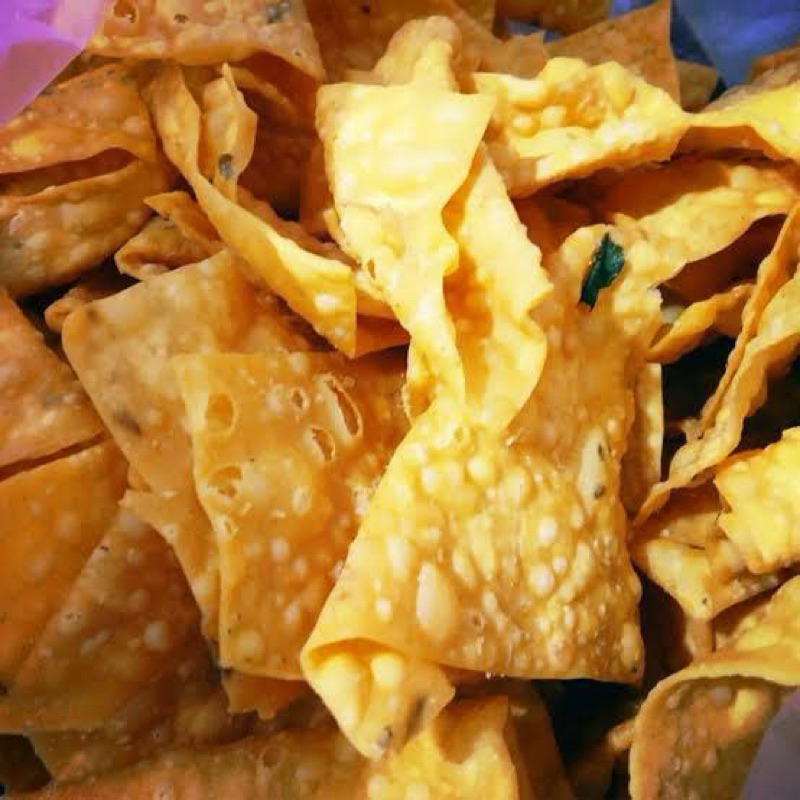 Jual KERIPIK PANGSIT AYAM BAWANG 250gr / KERIPIK PANGSIT MIE AYAM GURIH ...