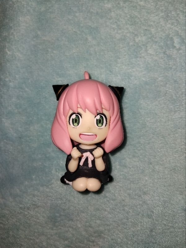 Jual Original Figure Sitting Anya Forger | Shopee Indonesia