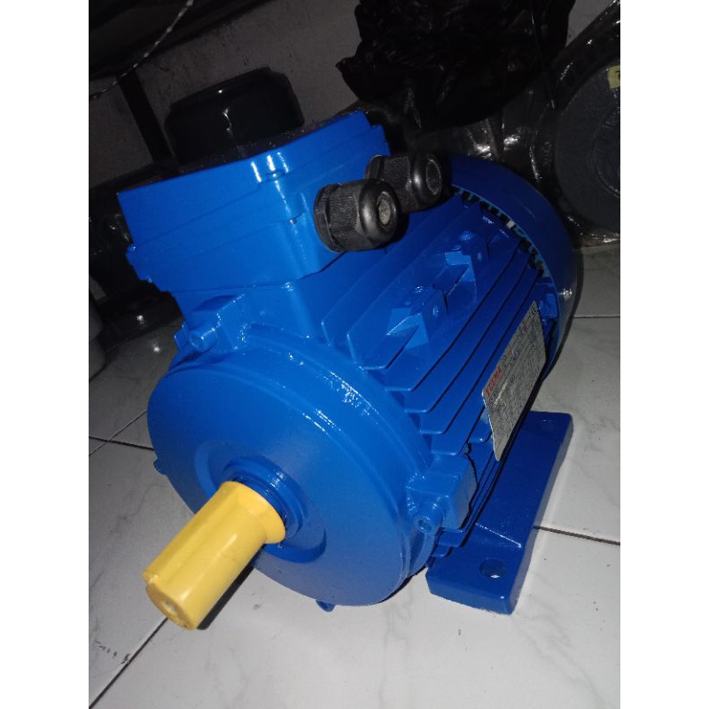 Jual 5,5HP ( 4KW ) RPM 1400 4POLE DINAMO PENGGERAK AC 3 PHASE 220V - 380V | Shopee Indonesia