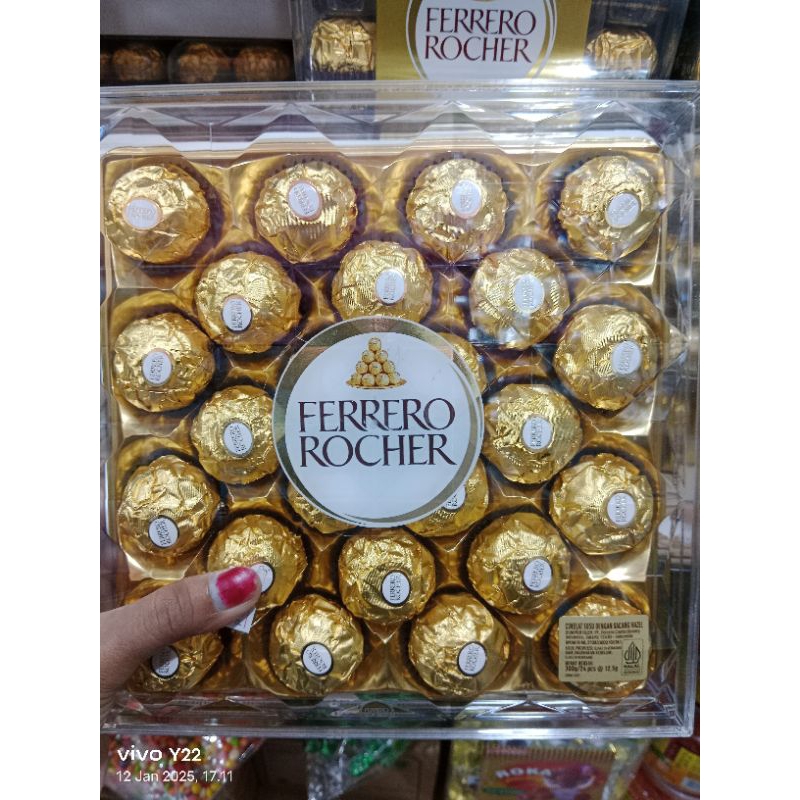 Jual 𝙵𝚎𝚛𝚛𝚎𝚛𝚘 𝚁𝚘𝚌𝚑𝚎𝚛 𝙿𝚛𝚎𝚖𝚒𝚞𝚖 24 𝚙𝚌𝚜 exp 8 2025 Halal | Shopee Indonesia