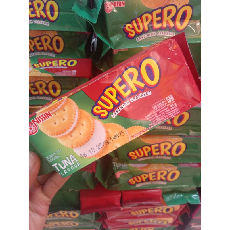 Jual Nissin Supero sandwich crackers tuna 90g | Shopee Indonesia