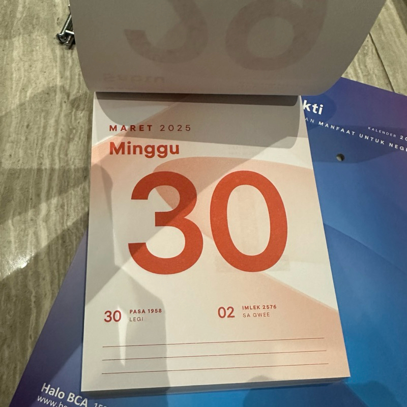 Jual kalender BCA dinding 2025 | Shopee Indonesia