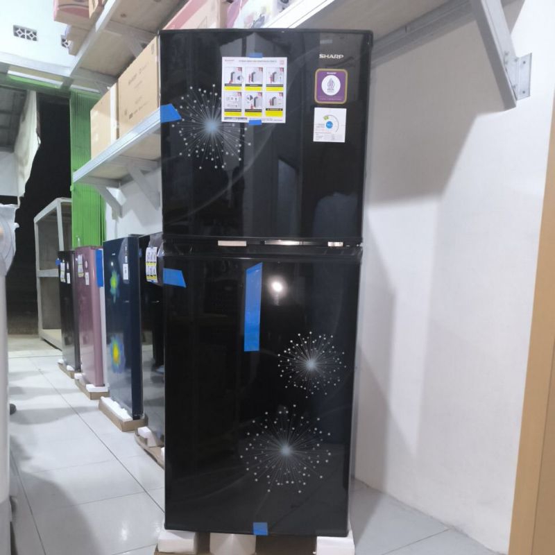 Jual LEMARI ES 2 PINTU SHARP SJ-237MG | Shopee Indonesia