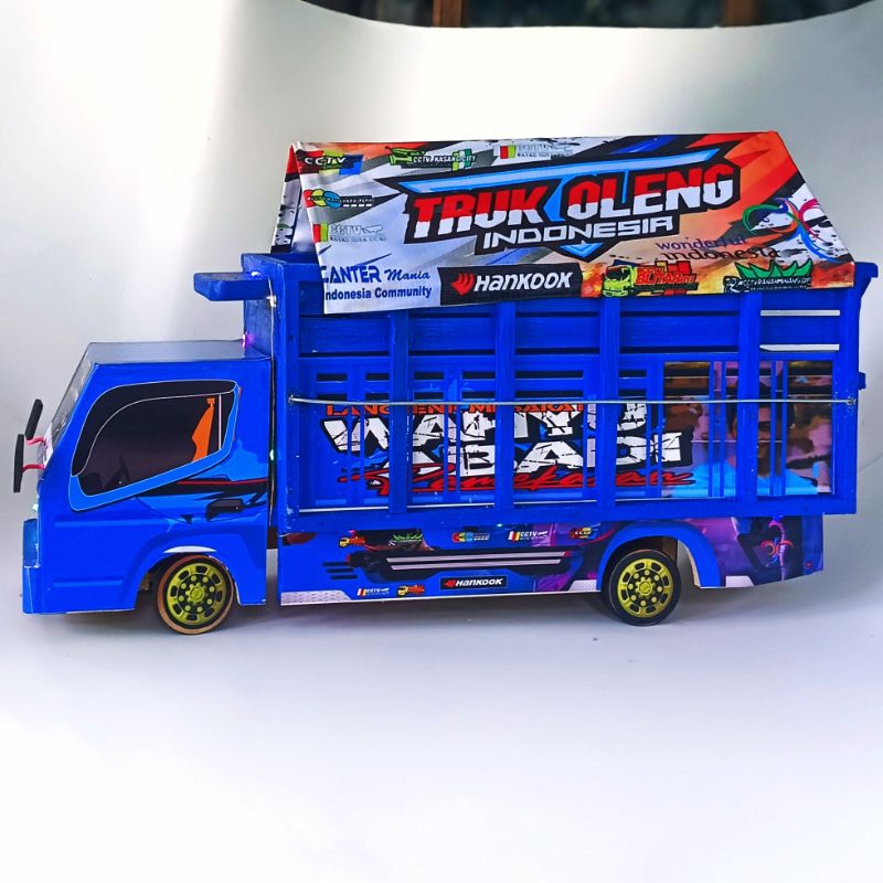 Jual TRUK OLENG WAHYU ABADI FULL VARIASI ADA LAMPU SAMA TERPAL | Shopee ...