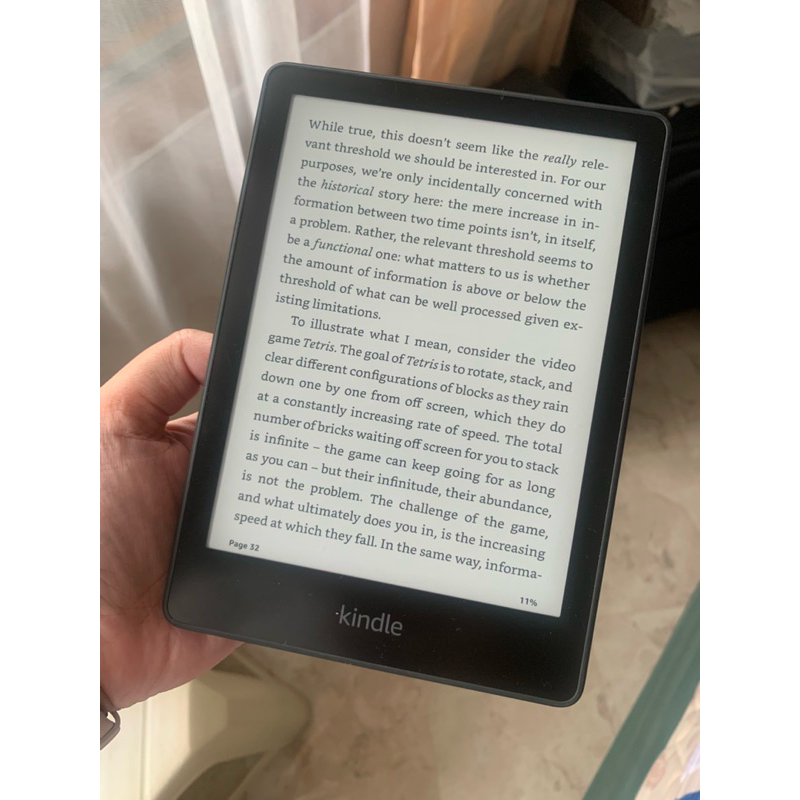 Jual Kindle Paperwhite 11th gen 8GB mulus normal ereader | Shopee Indonesia