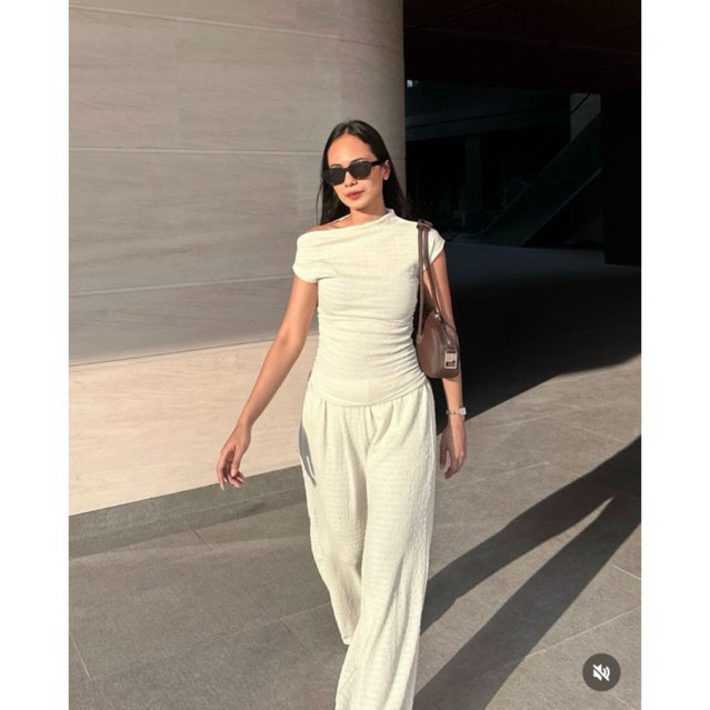 Jual Lucca Set setelan putih multiway top atasan celana panjang white ...