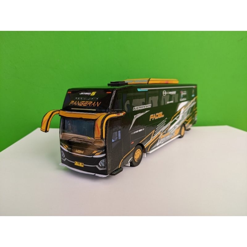 Jual Miniatur Bus Pangeran JB5 Fadel Mainan Basuri Pajangan | Shopee ...