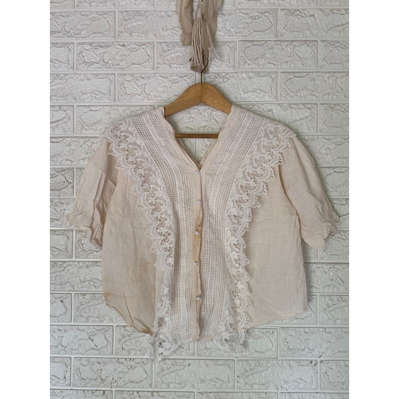 Jual PRELOVED THRIFT BLOUSE KEMEJA | Shopee Indonesia