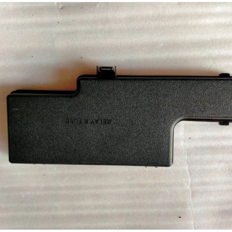 Jual tutup box sekring Innova reborn | Shopee Indonesia