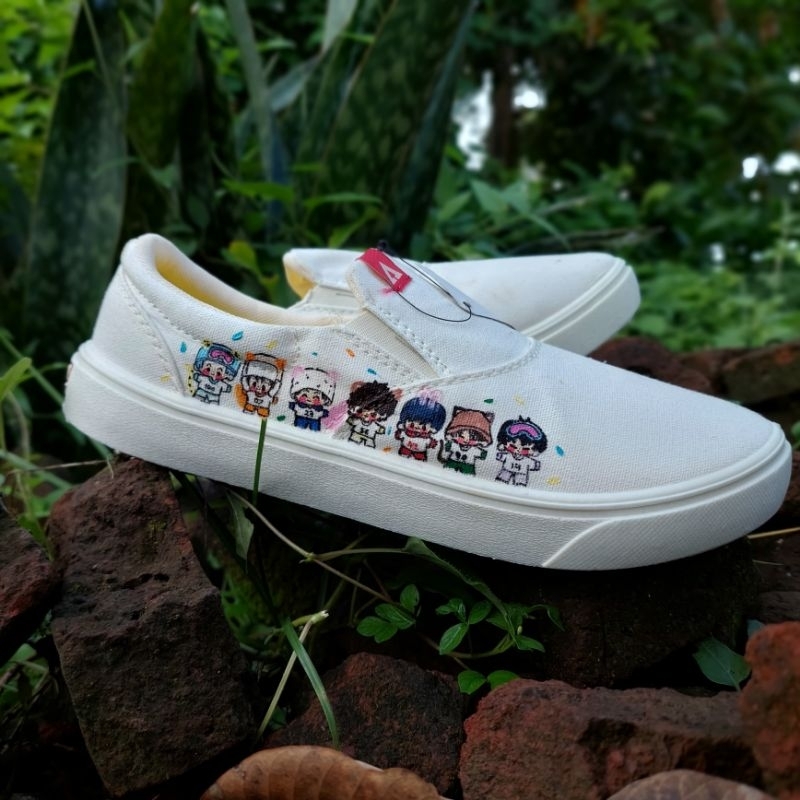 Jual Sepatu lukis custom | Shopee Indonesia