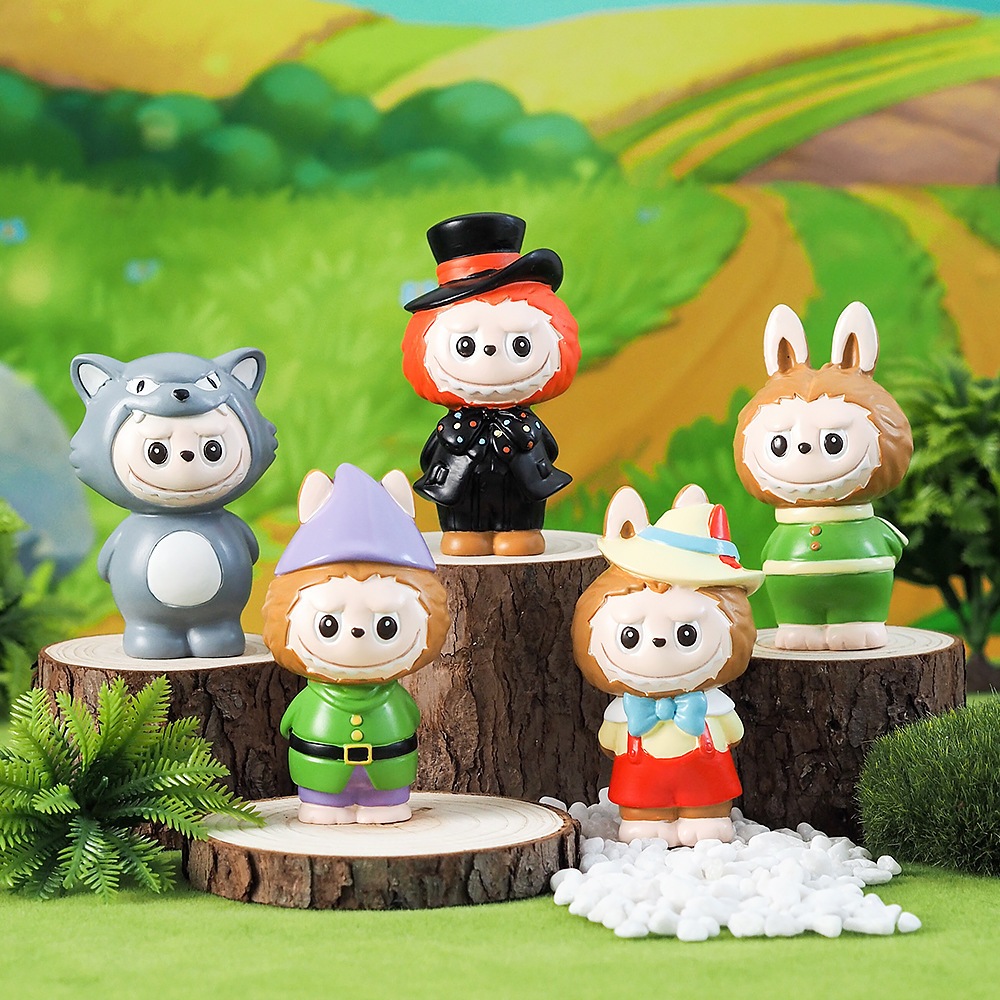 Jual Figur Labubu mainan Pajangan Meja murah cute Ornamen Desktop Motif ...