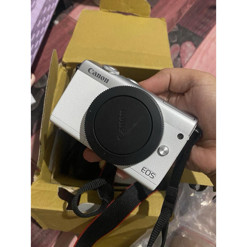 Jual Canon eos m200 + lensa kit 15-45mm | Shopee Indonesia