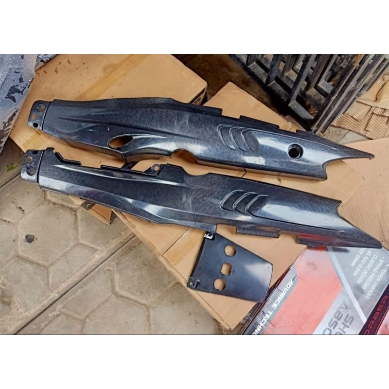 Jual paket cover body kanan kiri yamaha f1zr fizr custom 125z PNP ke ...