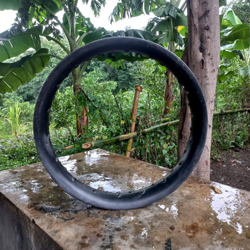 Jual velg VROSSI ukuran 215 R17 ushape repaint hitam doff | Shopee ...
