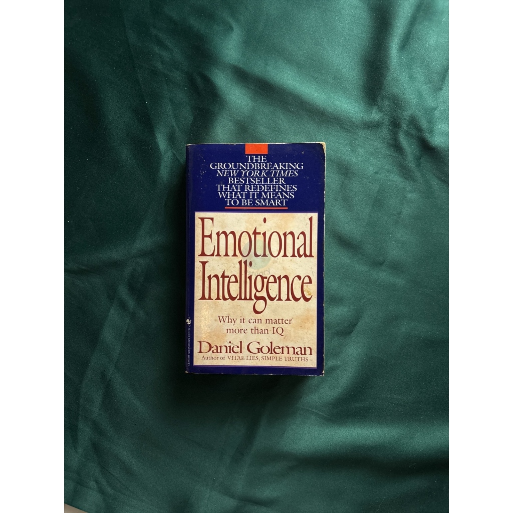 Jual PRELOVED - Novel/Buku Emotional Intelligence - Daniel Goleman | Shopee Indonesia