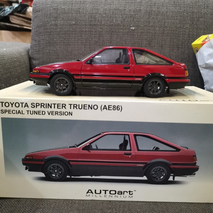 Jual Autoart 1 18 Toyota Sprinter Trueno AE86 Special Tuned Version Red | Shopee Indonesia