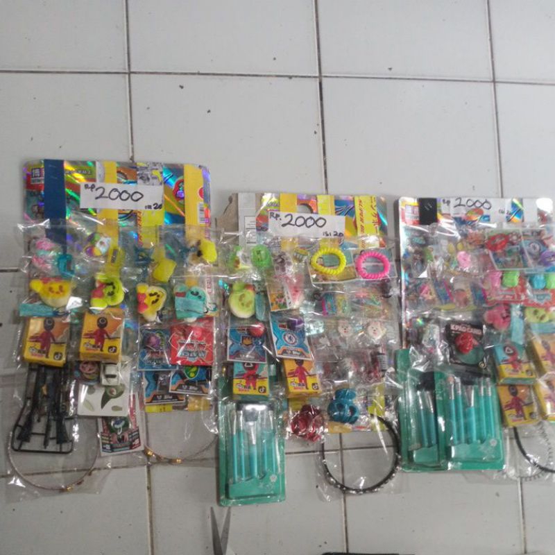 Jual papan mainan isi 20 pcs renceng tinggal jual serba 2000 diwarung ...