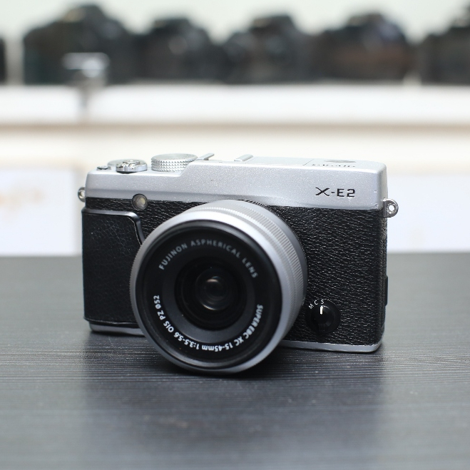 Jual FUJIFILM Xe2 Lensa Kit 15-45mm Kamera Mirrorless / FUJIFILM X-E2 ...