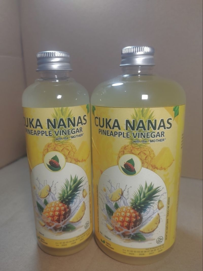 Jual Cuka Nanas | Pineapple vinegar Cap Kurma Naik Daun with Mother ...