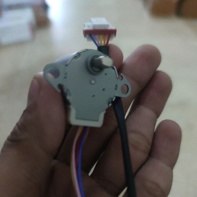 Jual DINAMO MOTOR SWING AC MIDEA | Shopee Indonesia