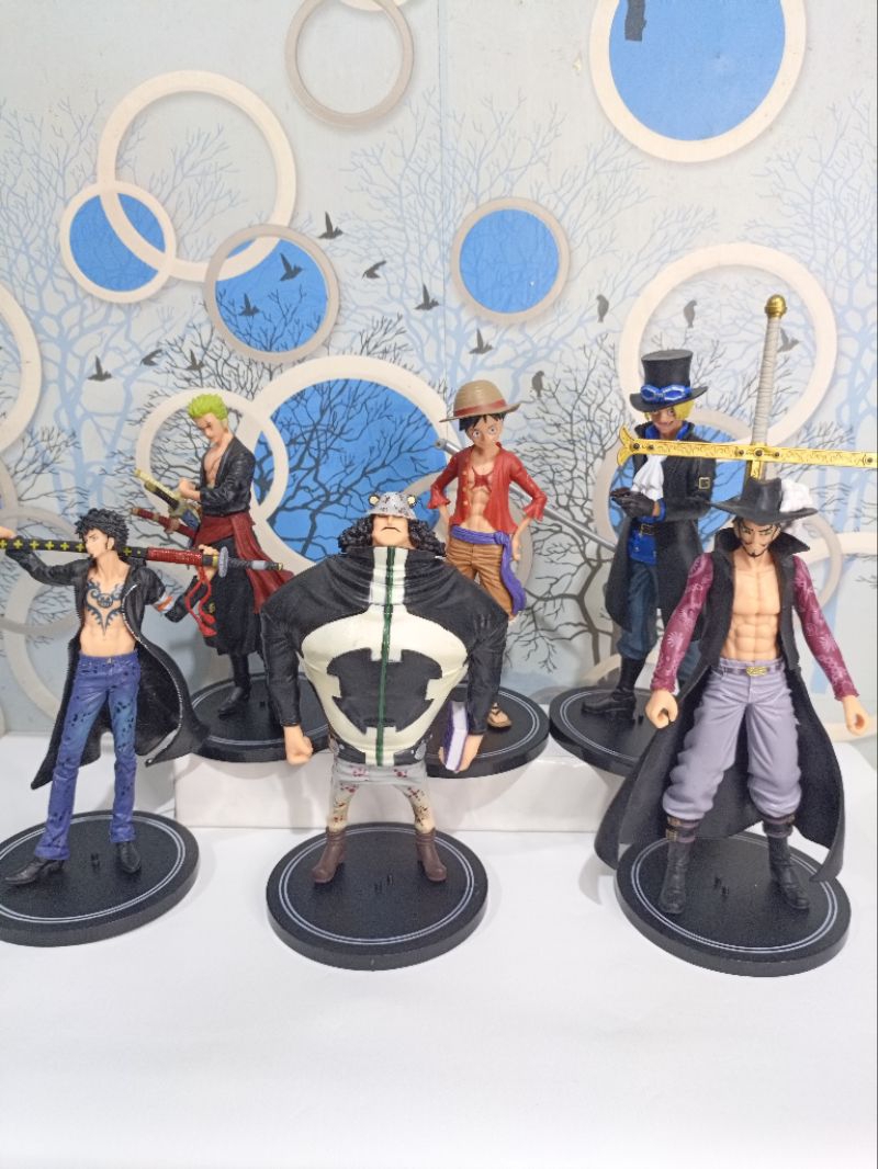 Jual action figure one piece medium size satuan | Shopee Indonesia