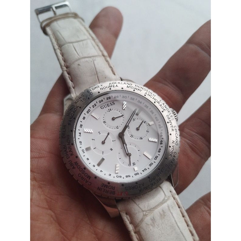 Jual jam guess world time mens watch original | Shopee Indonesia