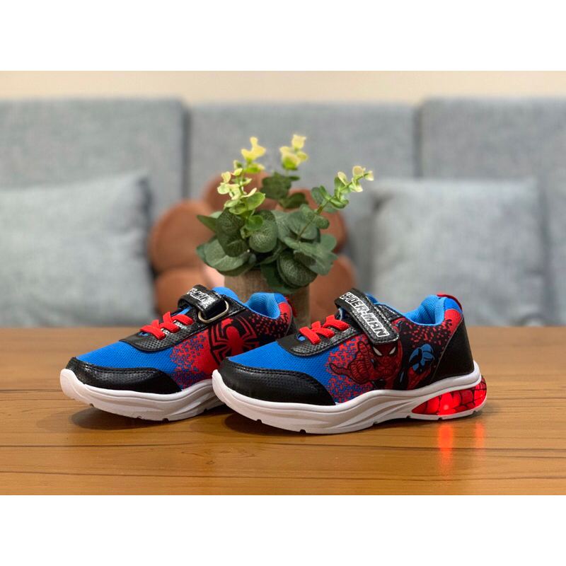Jual Sepatu LED karakter spiderman original | Shopee Indonesia