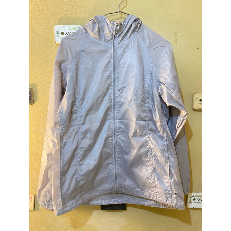 Jual Jacket Parasut Uniqlo(preloved) | Shopee Indonesia