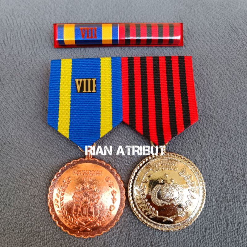 Jual PITA JASA 8 TAHUN + OPERASI KEPOLISIAN , PITA TANDA JASA , BREVET ...