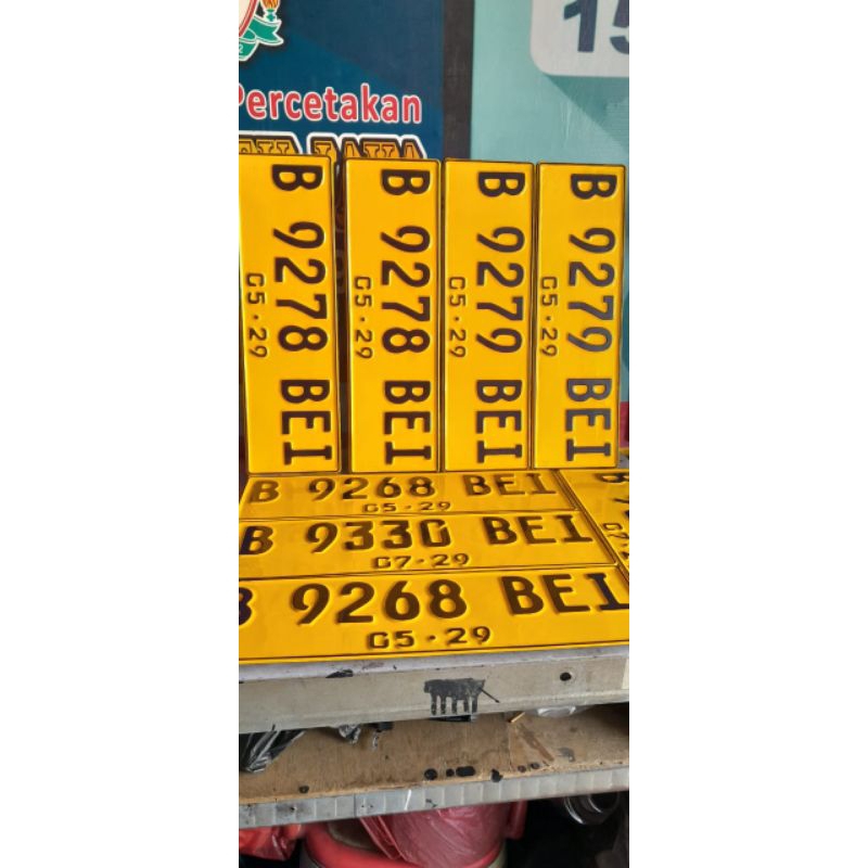 Jual PLAT MOBIL KUNING STANDAR FONT BARU DAN FONT LAMA | Shopee Indonesia