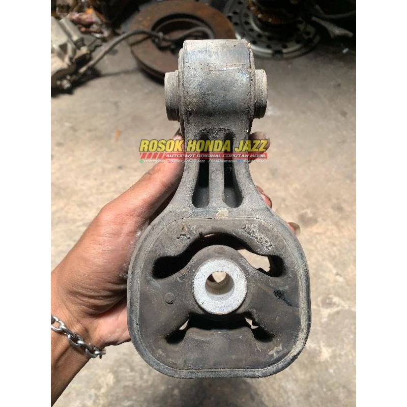 Jual Engine mounting bawah jazz ge8 matic Original honda | Shopee Indonesia